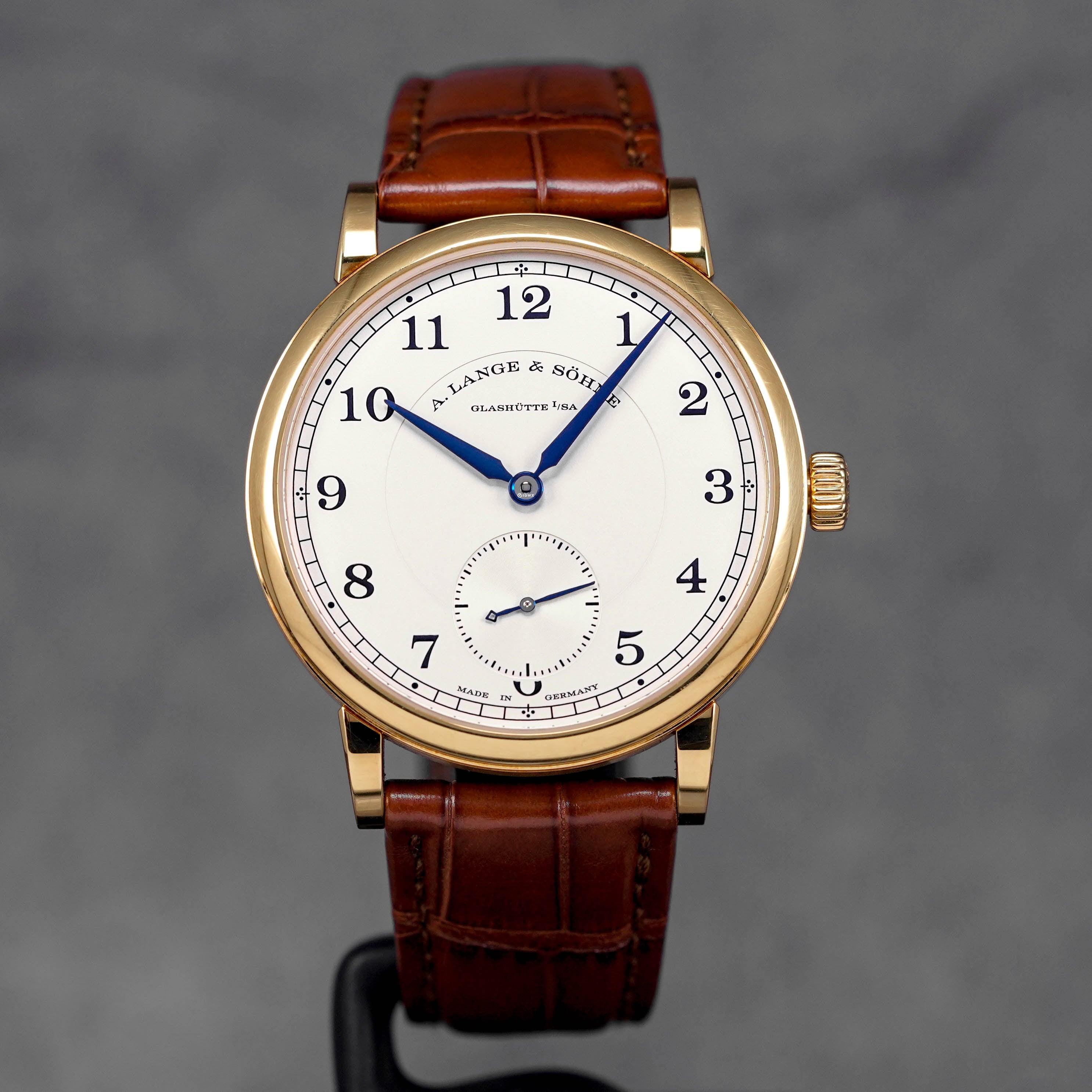A. LANGE & SÖHNE 1815 YELLOWGOLD SMALL SECONDS WHITE ARABIC DIAL (2021 ...