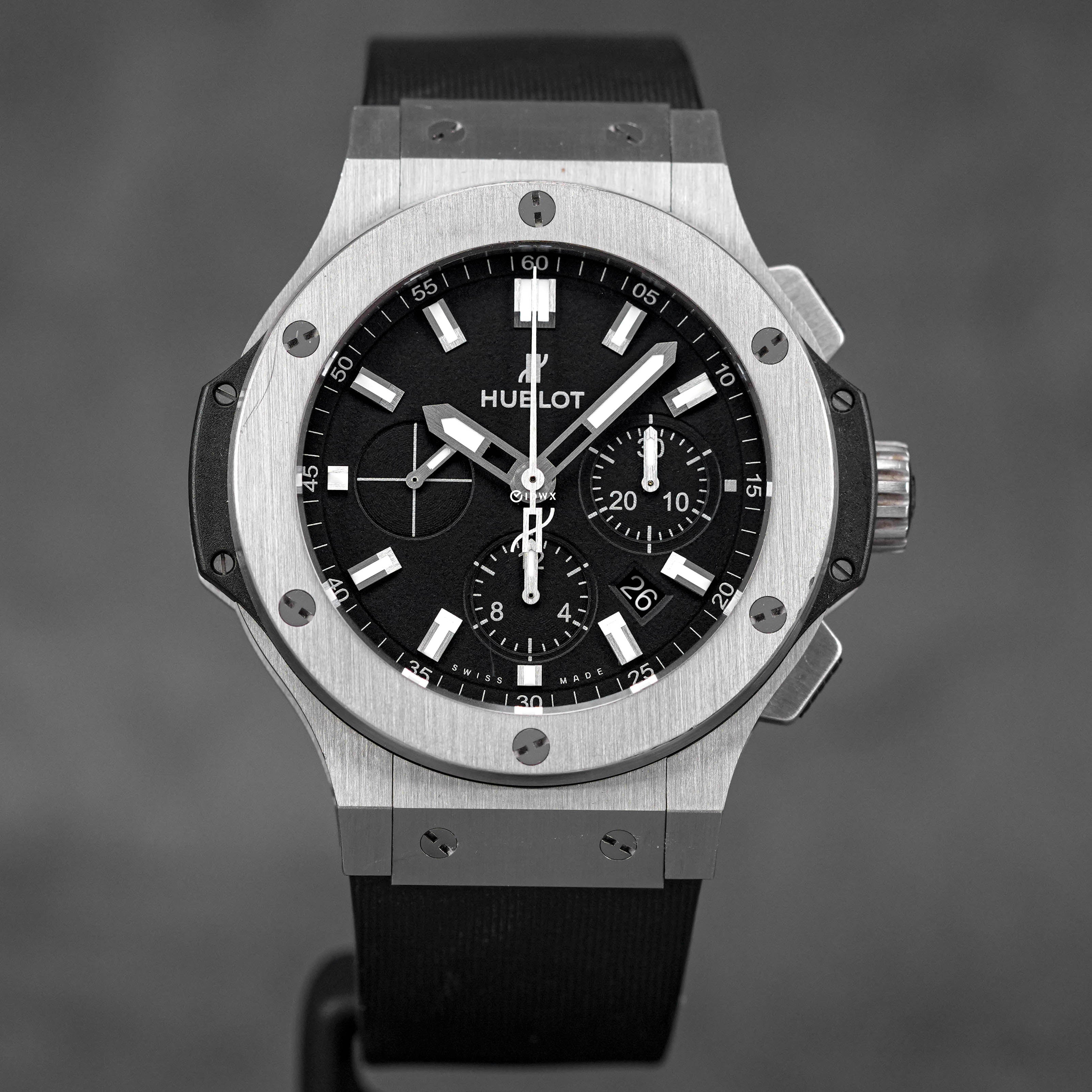 HUBLOT BIG BANG CHRONOGRAPH 44MM STEEL BLACK DIAL (WATCH & BOX) - OMNILUXE