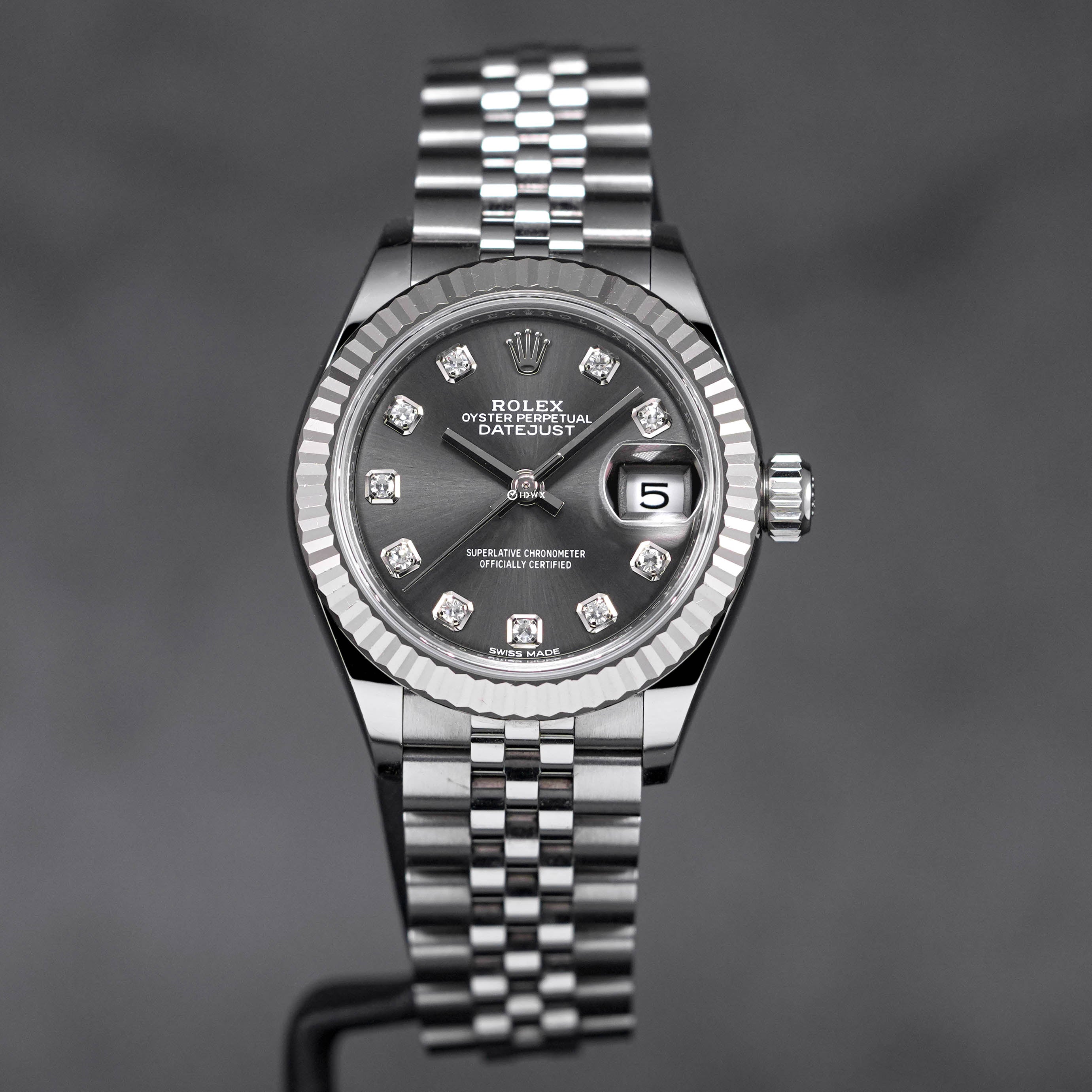 ROLEX DATEJUST 28MM RHODIUM DIAMOND DIAL (2019) - OMNILUXE