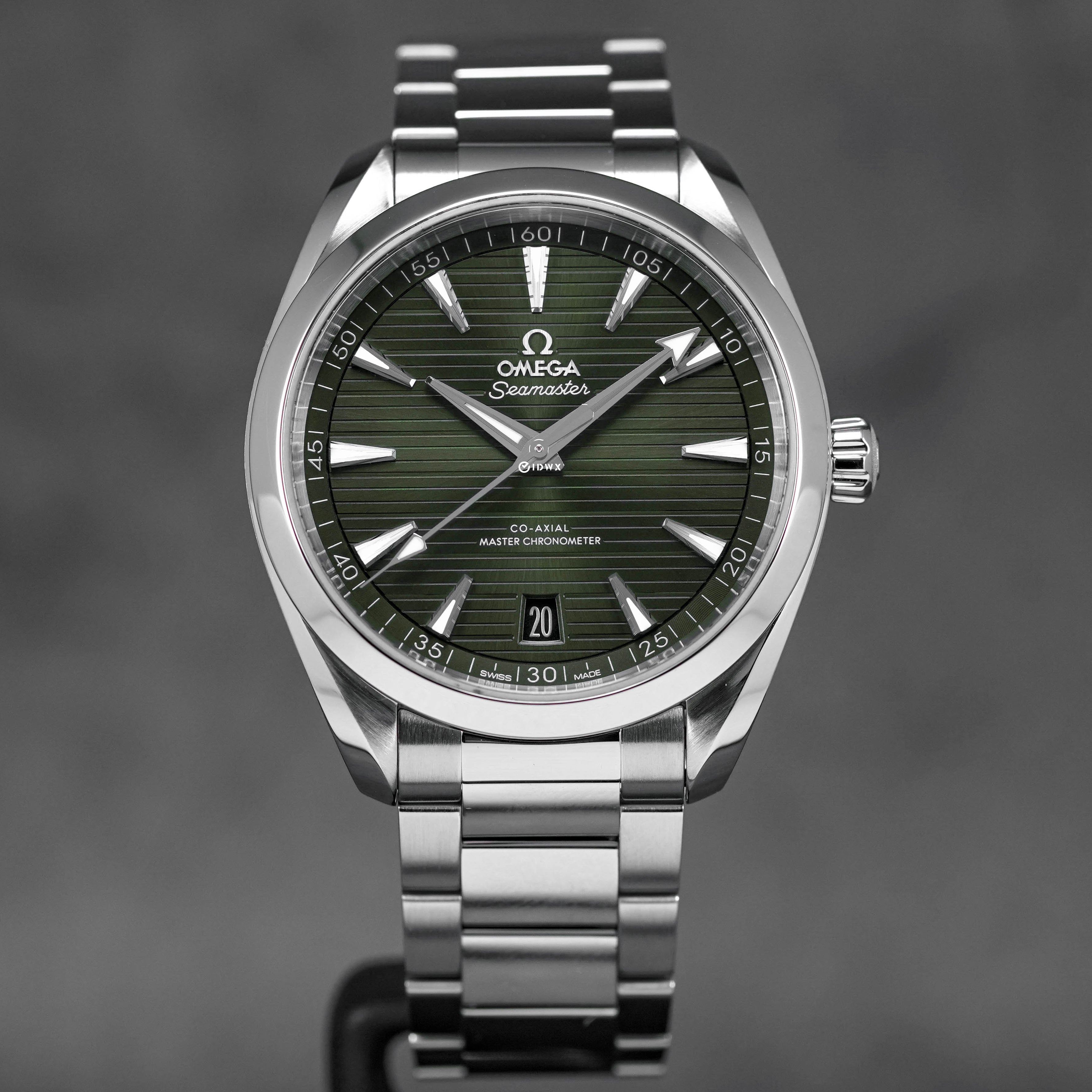 OMEGA SEAMASTER AQUA TERRA 150M CO-AXIAL GREEN DIAL (2023) - OMNILUXE