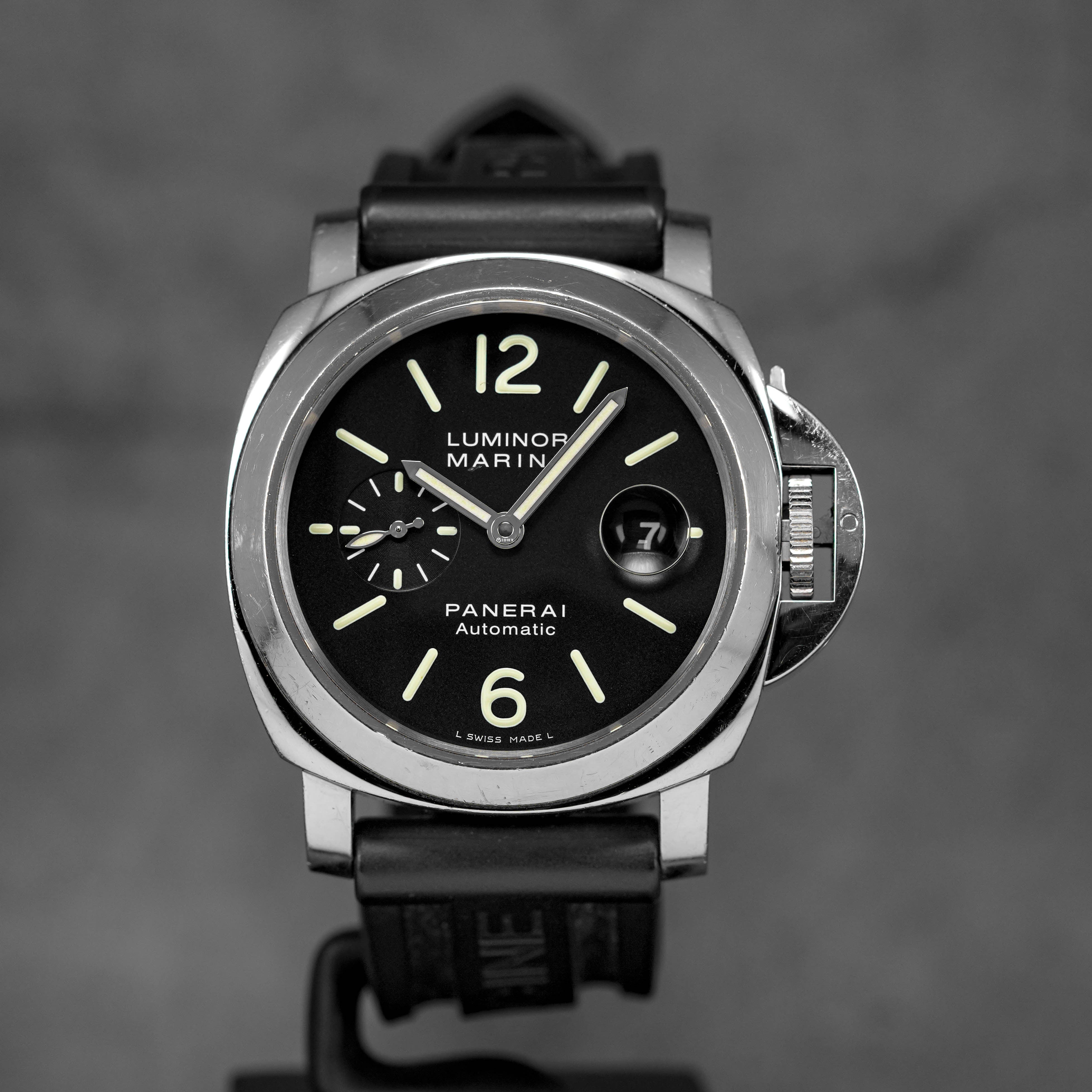 PANERAI LUMINOR MARINA 44MM BLACK DIAL PAM 104 (2012) - OMNILUXE