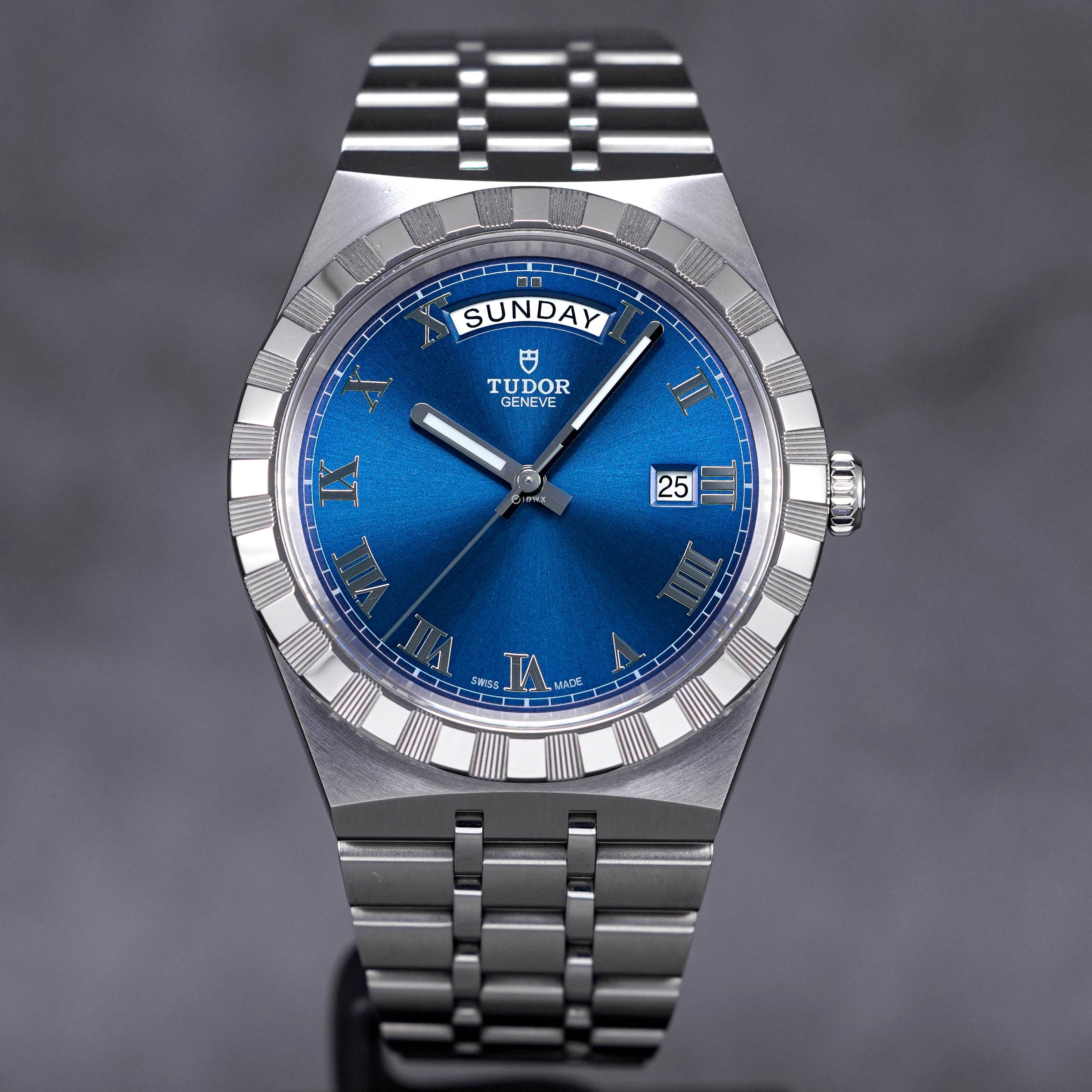 TUDOR ROYAL DAY DATE 41MM BLUE DIAL (2022) - OMNILUXE
