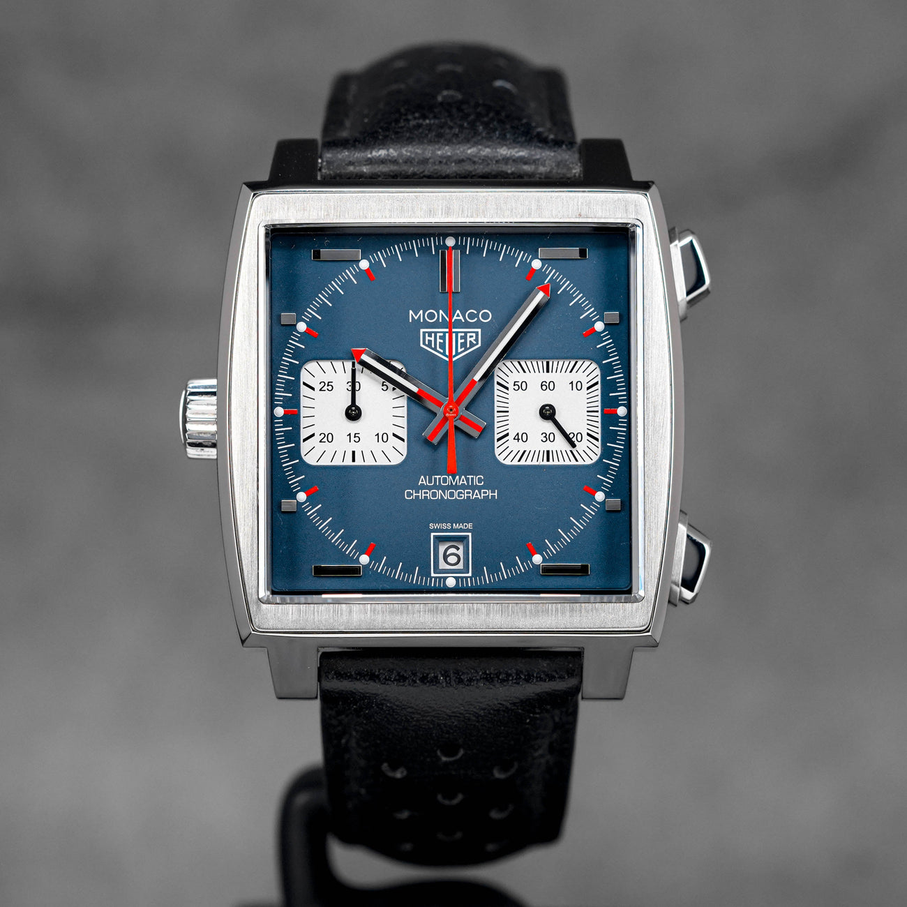 TAG HEUER MONACO CHRONOGRAPH CALIBRE 11 'STEVE MCQUEEN' (2020) - OMNILUXE