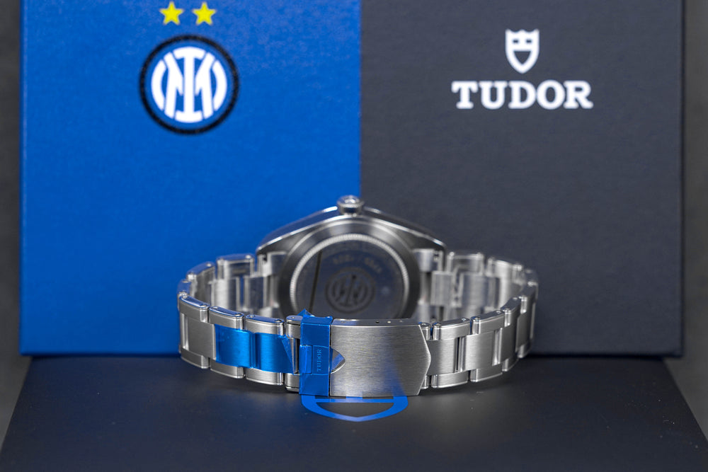 TUDOR BLACK BAY 58 'INTER MILAN' LIMITED EDITION (2024) - OMNILUXE